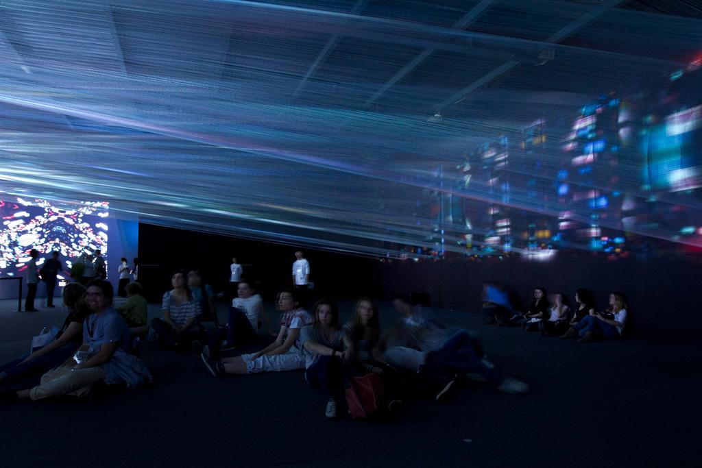 光の織機 （Canon Milano Salone 2011） | 鈴野 浩一 | トラフ建築設計事務所 | titel (タイテル)